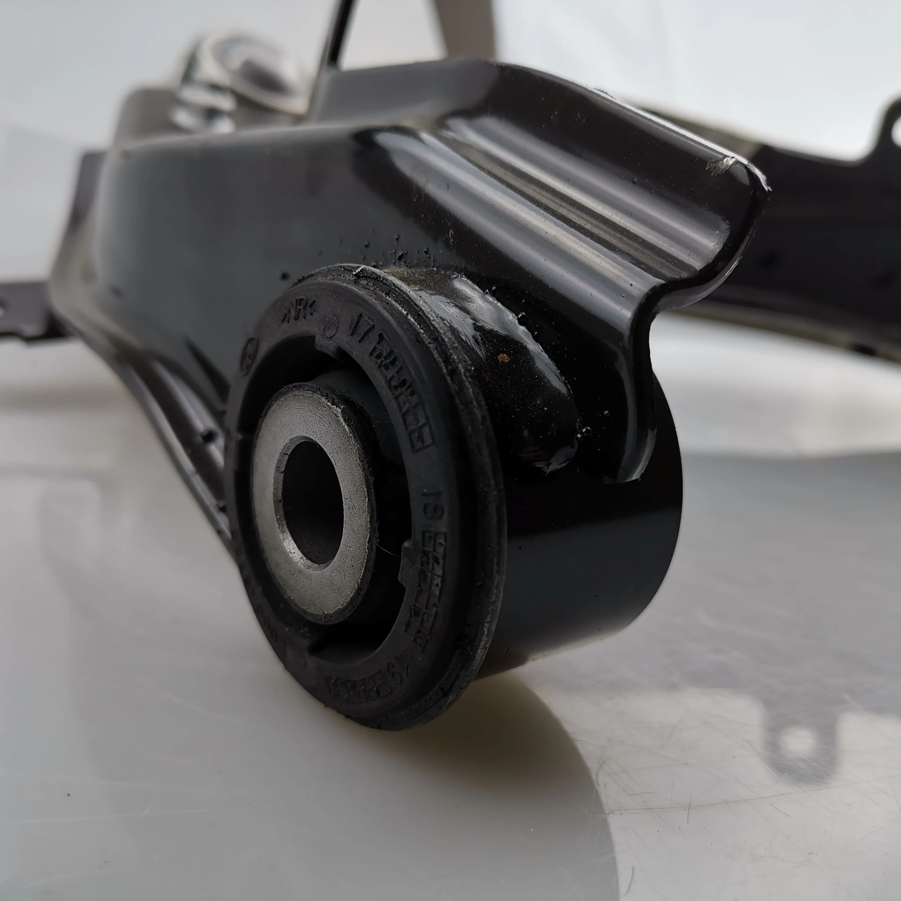 SAIC MAXUS T60 Front Suspension Upper Control Arm Replacement - New ...