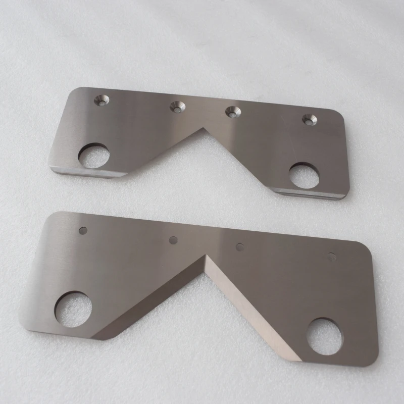 Xinli ODM Tungsten Carbide Iecho E51 Leather Cutting Machine