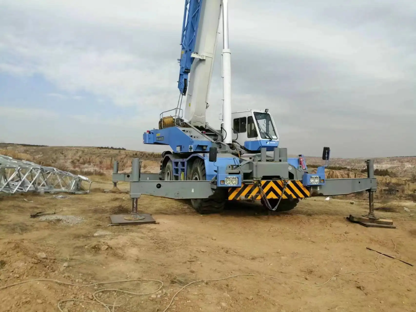 Used Mobile Crane Tg-500e Produced In 2005 Japan Made Tl250e Tl300e ...