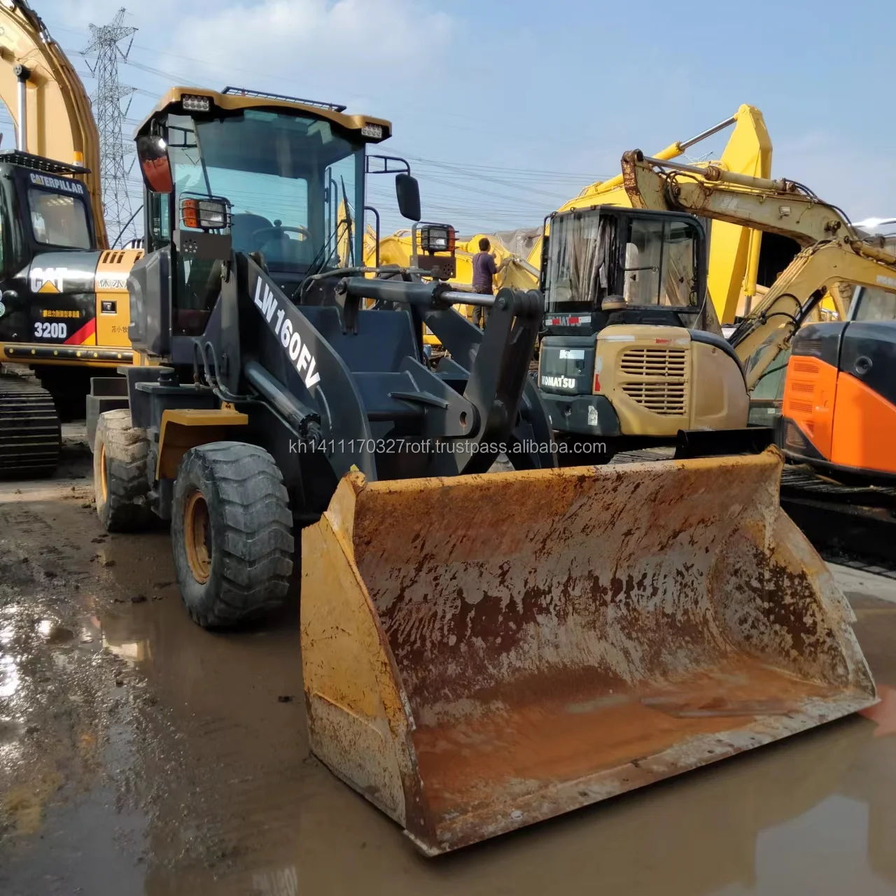 Xcmg Factory 1.6ton Wheel Loader Mini Lw160fv Price Loader - Buy Used ...