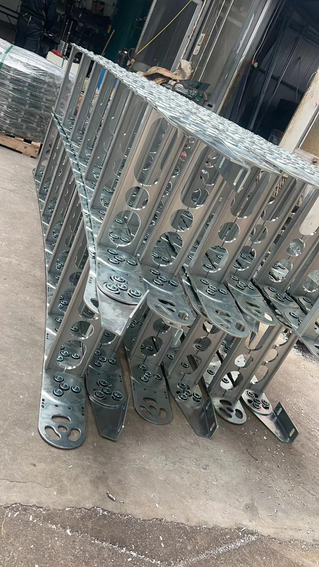 Haide New Cnc Steel Cable Drag Chain Hydraulic Hose Cable Channel Cable ...