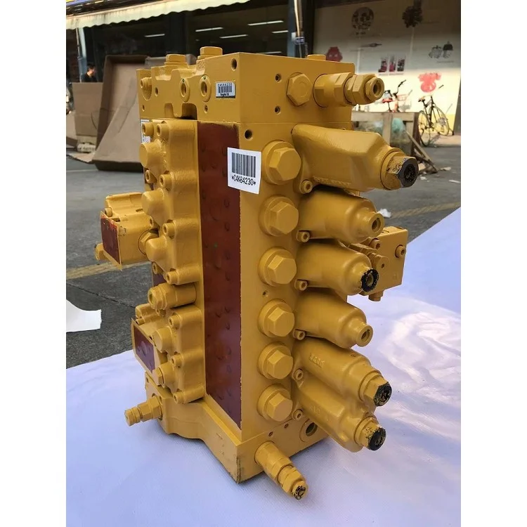 Genuine PC200-8MO Main Control Valve - Komatsu Hydraulic Distributor