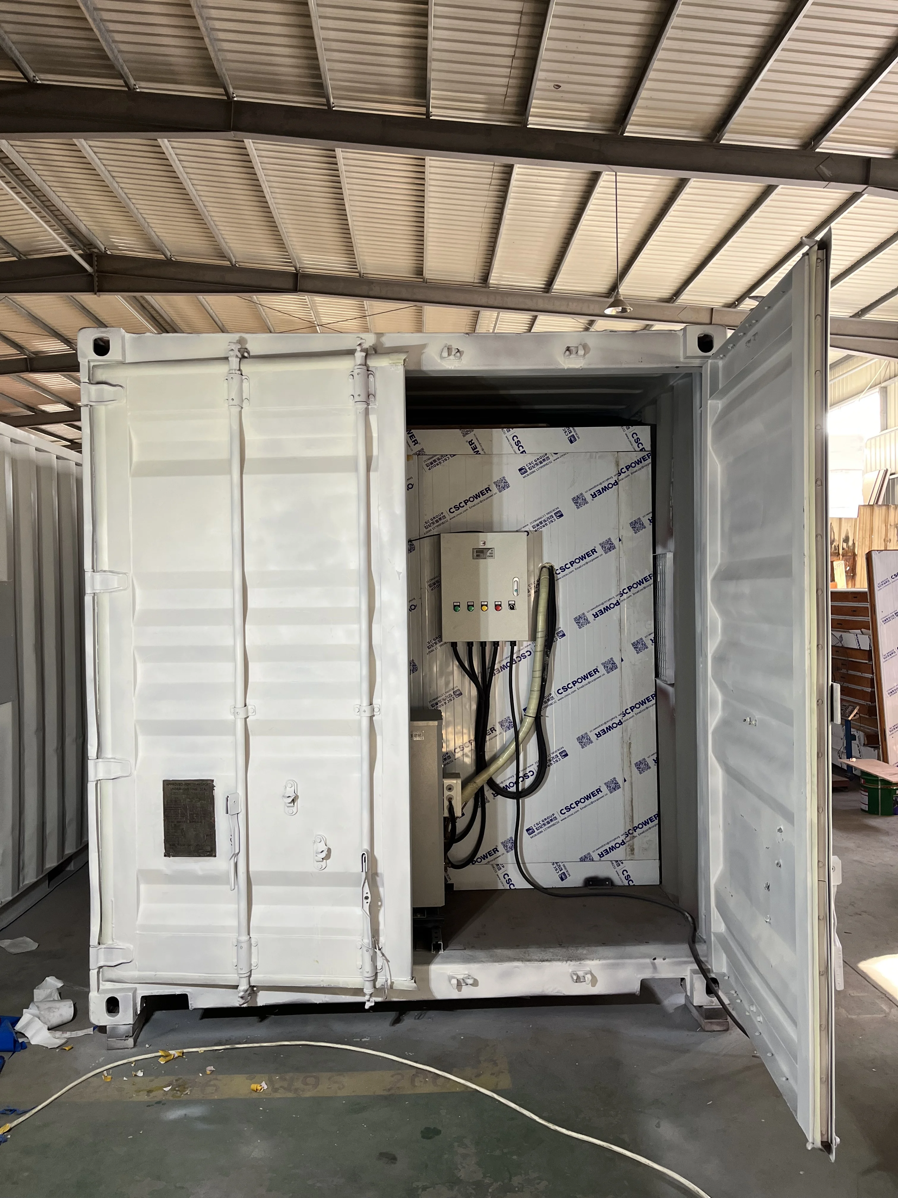 20ft And 40ft Solar Power Container Cold Room For Storage Fish Chicken ...