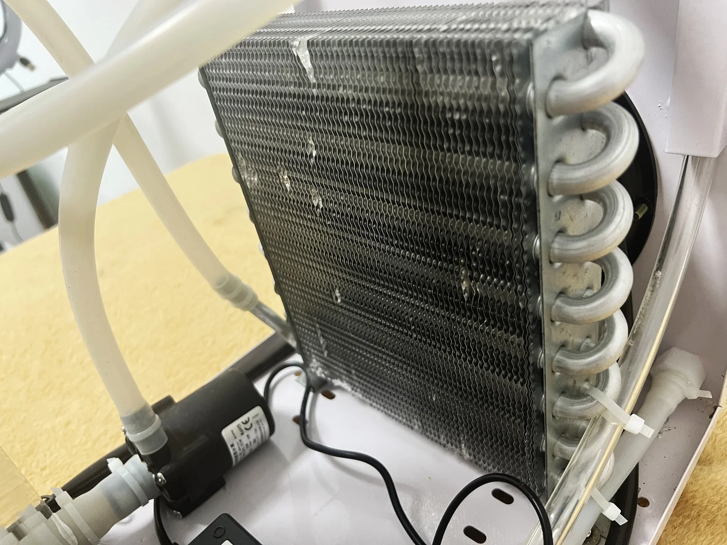 Low Maintenance Mini Chiller CW3000 Air Cooled Water Chillers Energy ...