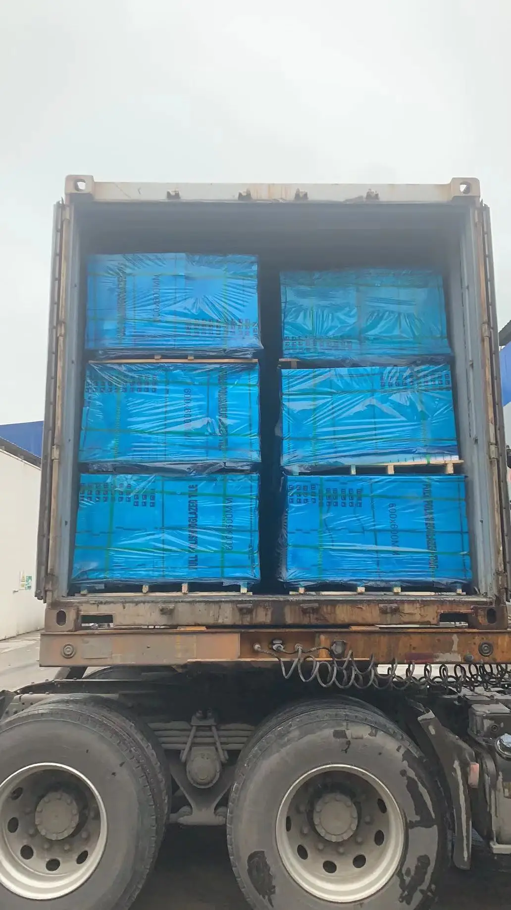 Green Retro Bump Wavy Backsplah Subway Wall Ceramic Tiles For Bathroom ...