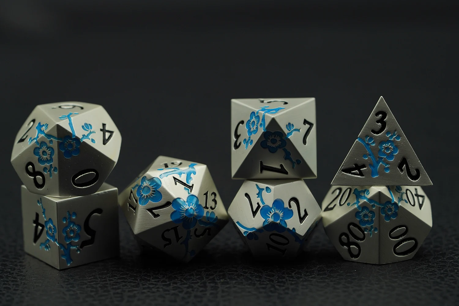Blue Plum Blossom Flower Design Dnd 7pcs Full Dice Set