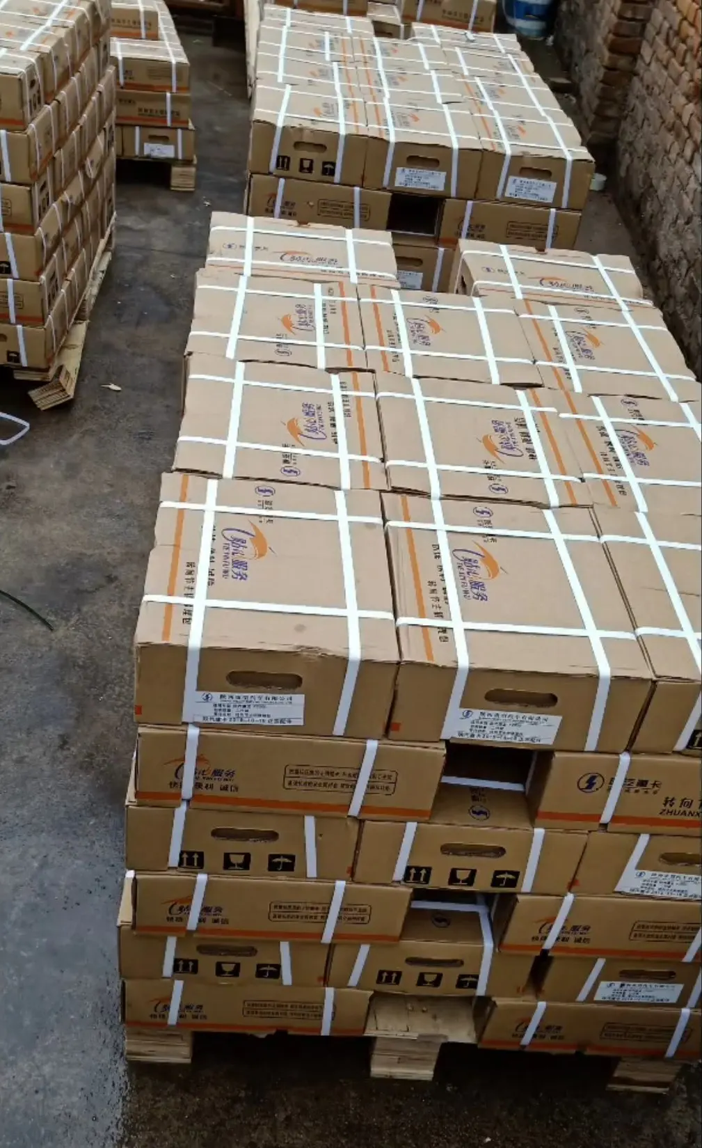 Shacman F3000 H3000 Differential Lock Pressure Switch 81.25503.0244 ...