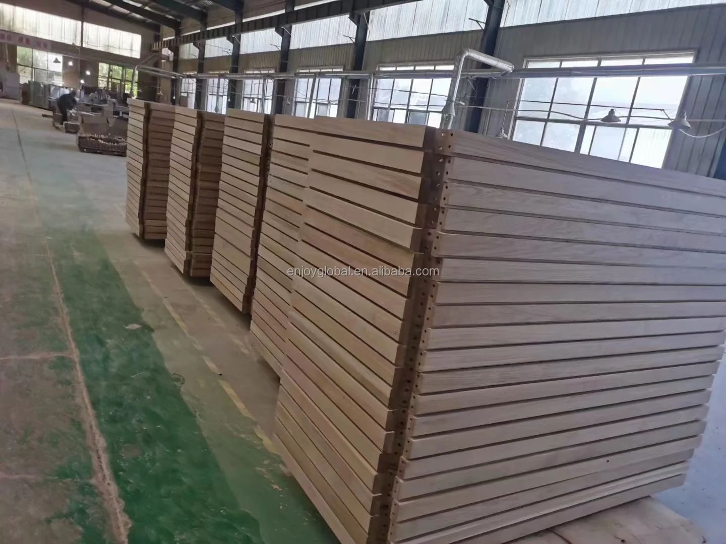 Wildlife World Outdoors With Improved Airflow To Both Chambers Bat ...