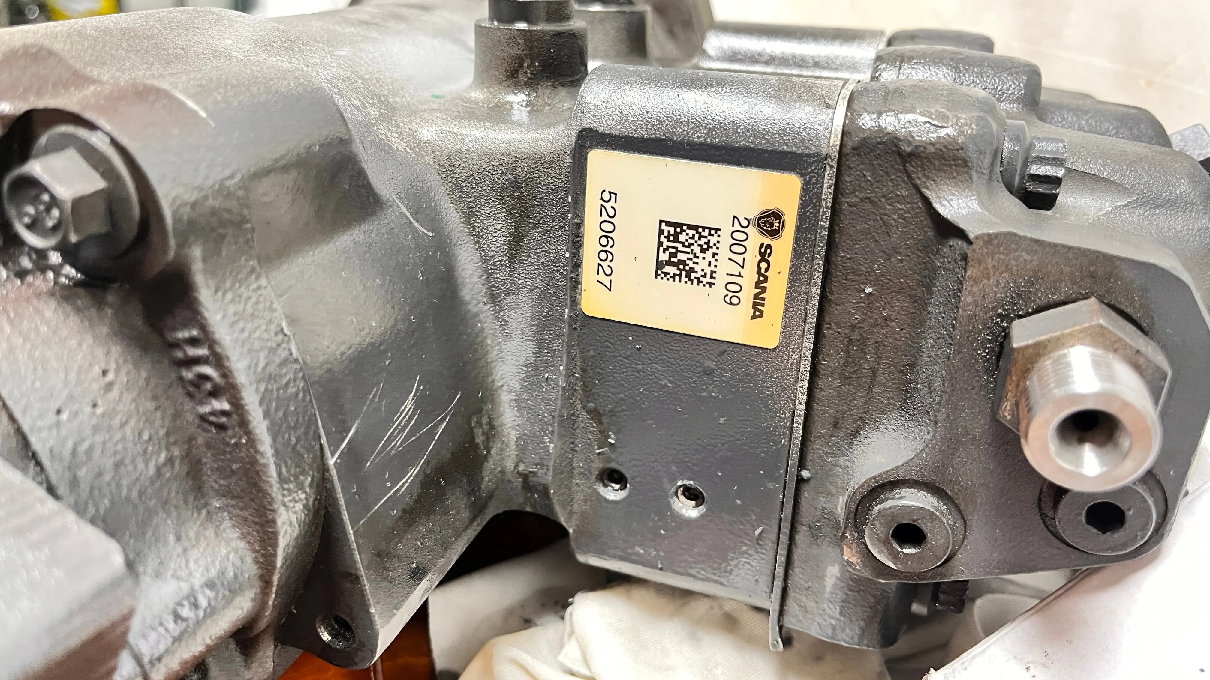 Replacement 2007109 XPI Common Rail Fuel Pump for Scania DC Series ...