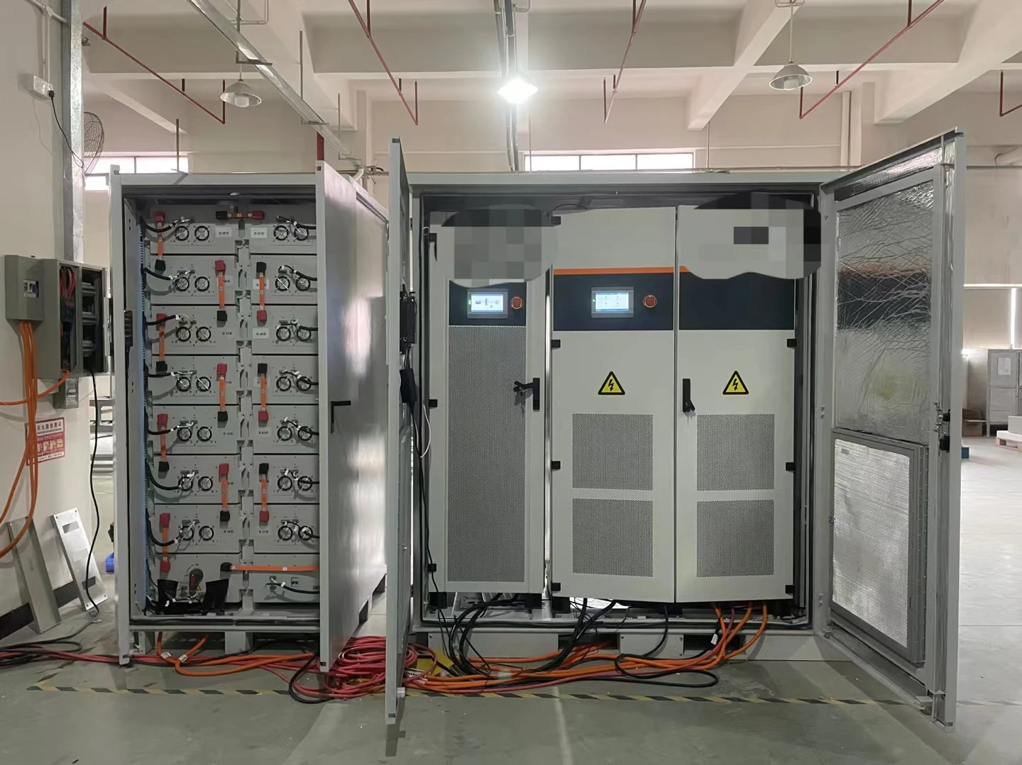 Dawnice Lifepo4 Lithium Battery 100kwh 200KWH Solar System 50kw Outdoor Storage Battery Cabinet ...