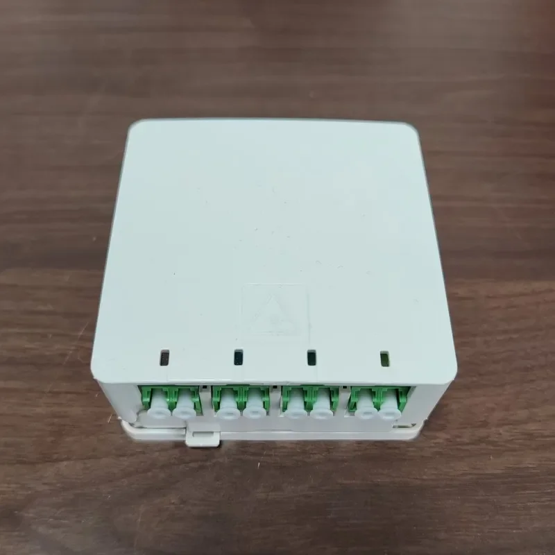 4 Core SC FTTH Fiber Optic Termination Box Indoor Electric Distribution ...