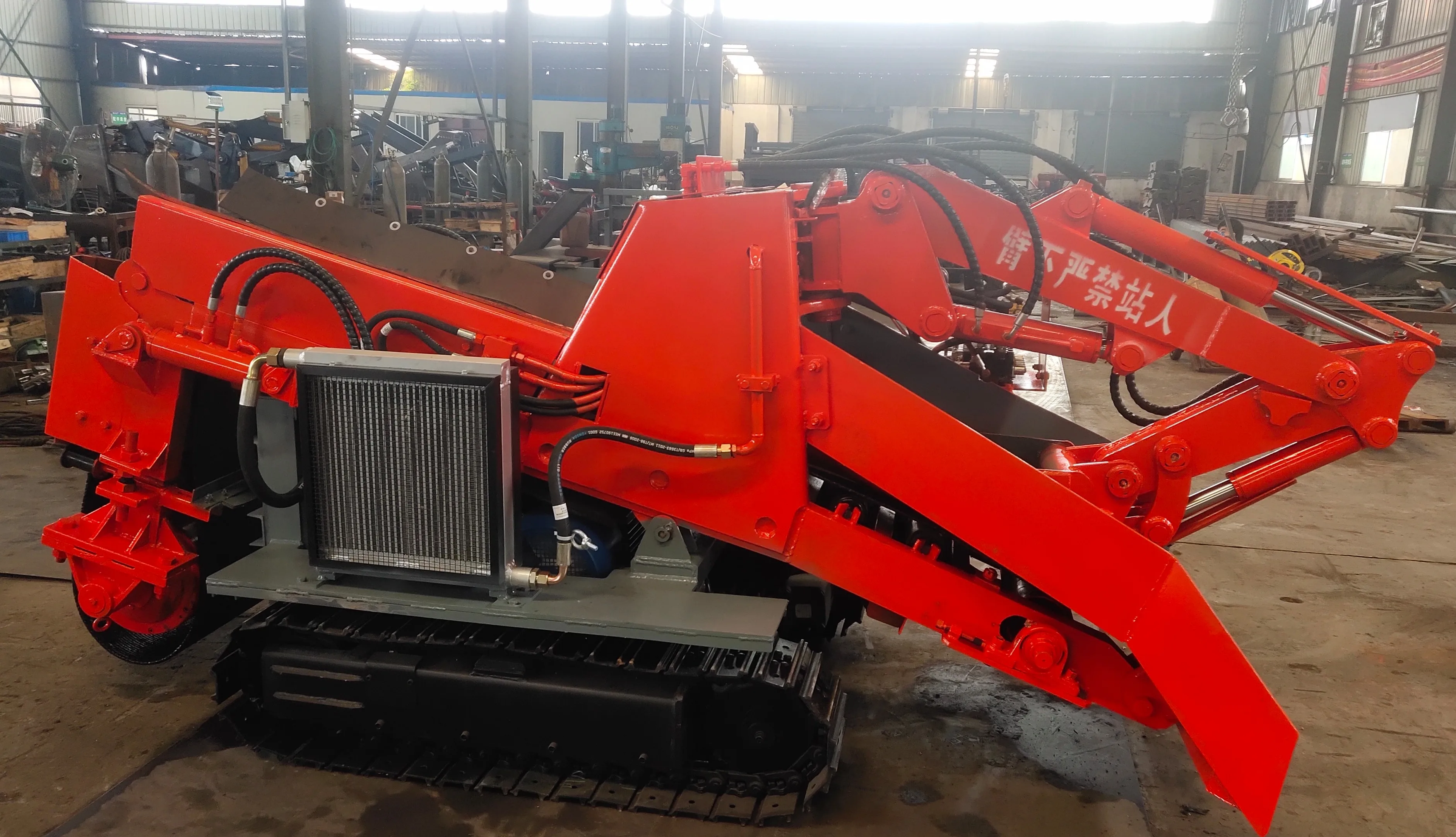 Mine Use Fast Speed High Efficiency Crawler Mucking Loader For Mining ...