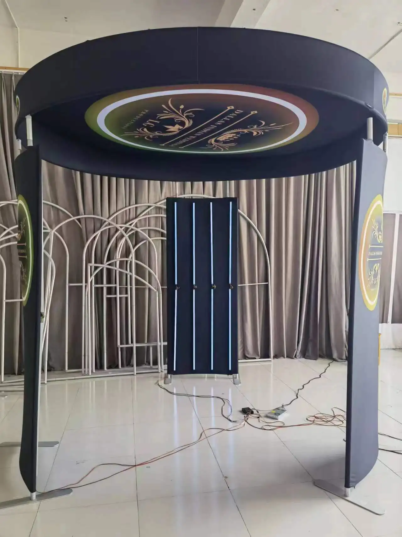 2023 Wholesale New Portable 360 Photo Booth Enclosure Photography ...