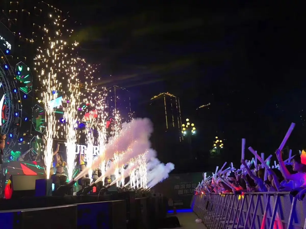 Sparkler Cold Flame Fireworks Fountain Machine Spark Machine for Party ...