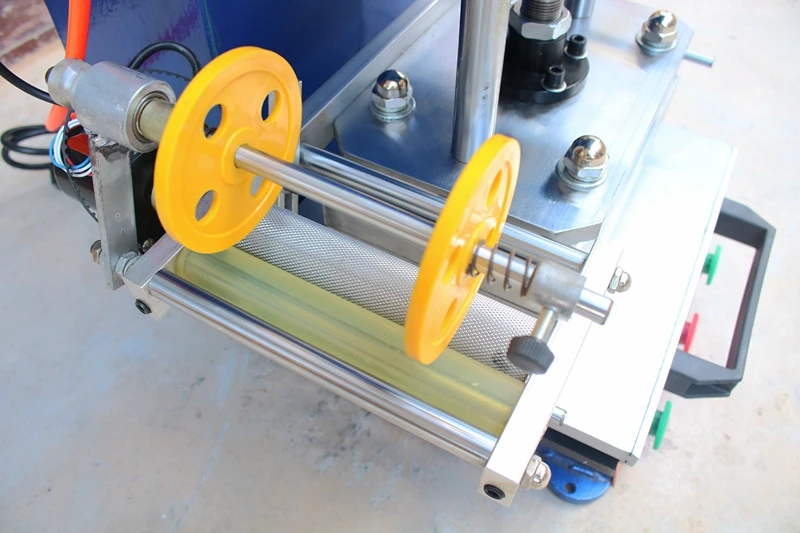 Automatic Pneumatic Hot Stamping Foil Embossing Machine Hot Sale ...