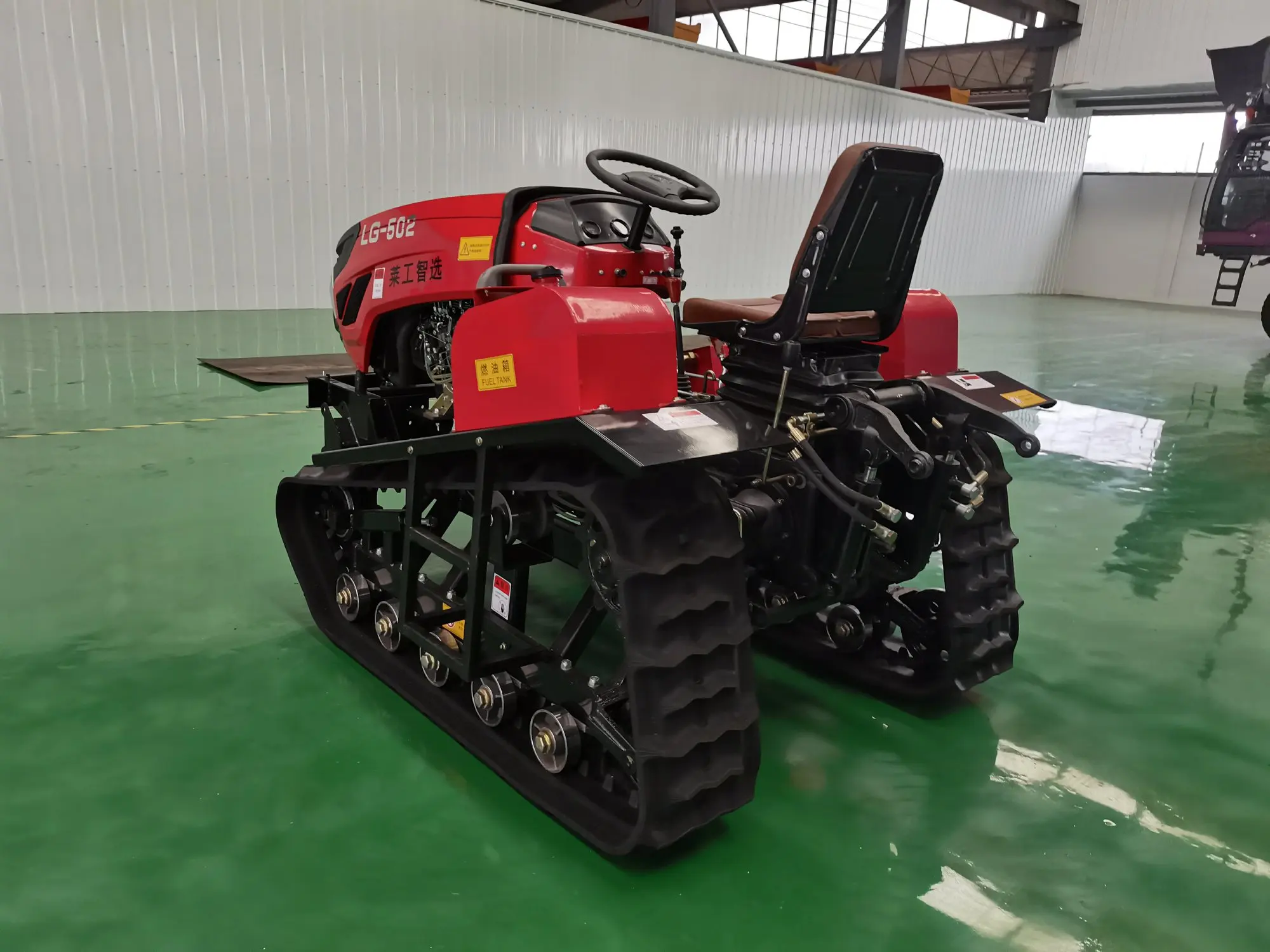 Chinese Agricultural Mini Crawler Tractor - 70HP Gear Drive
