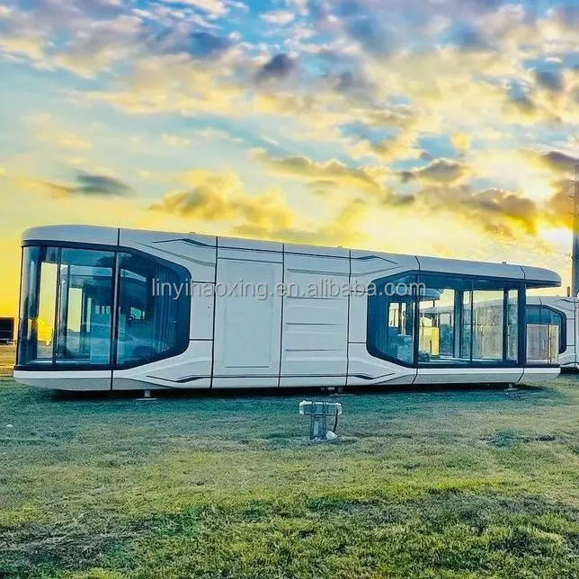 Space Capsule House - Modern Mobile Villa in Linyi