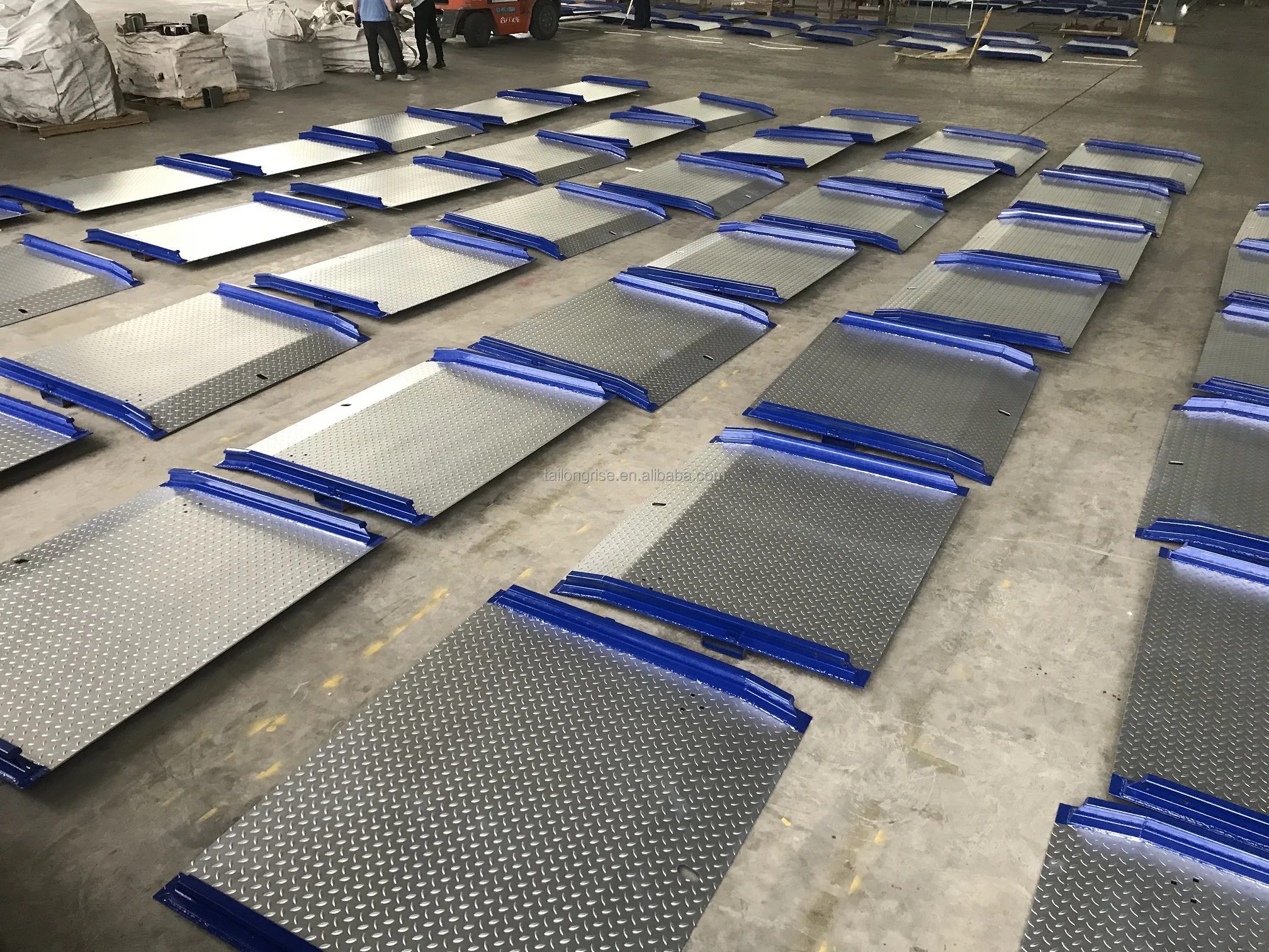 Steel Dock Board - Reliable Loading Docks for Forklifts
