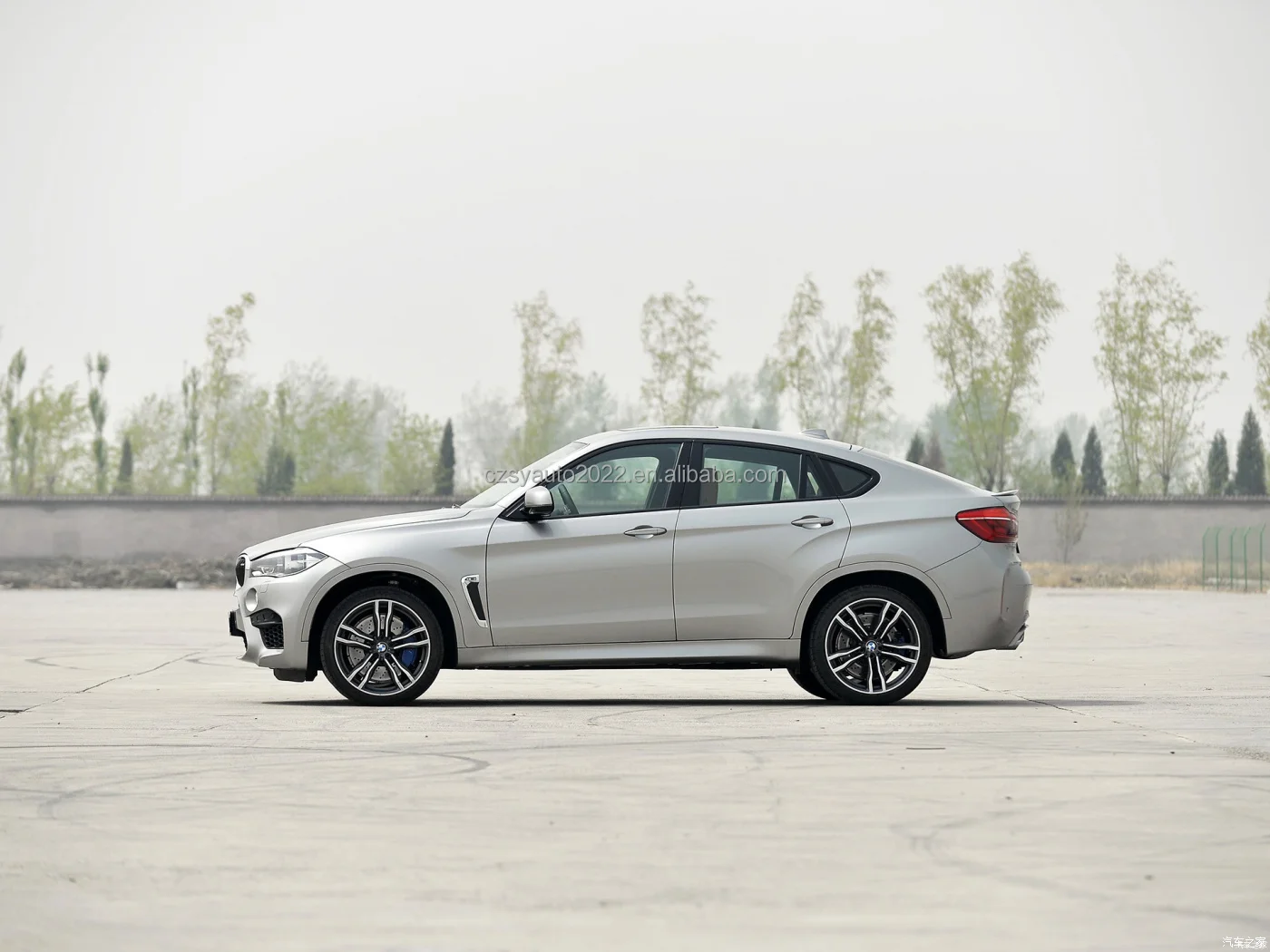 Body Kit Include Front Bumper Assembly Rear Lip Exhaust Pipe And Side ...