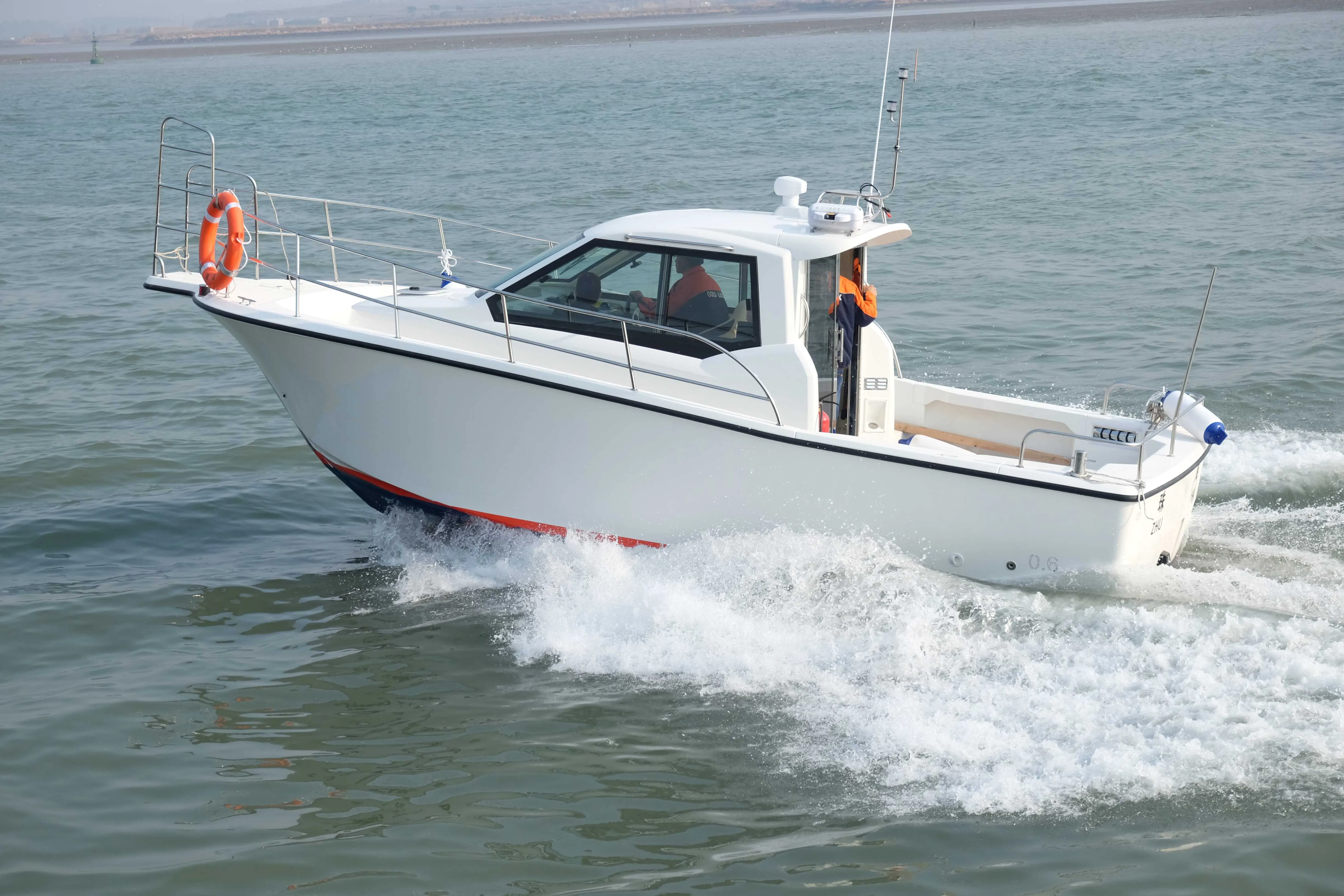 8.6m Aluminum and Fiberglass Small Fishing Boat for Sea and Lake ...