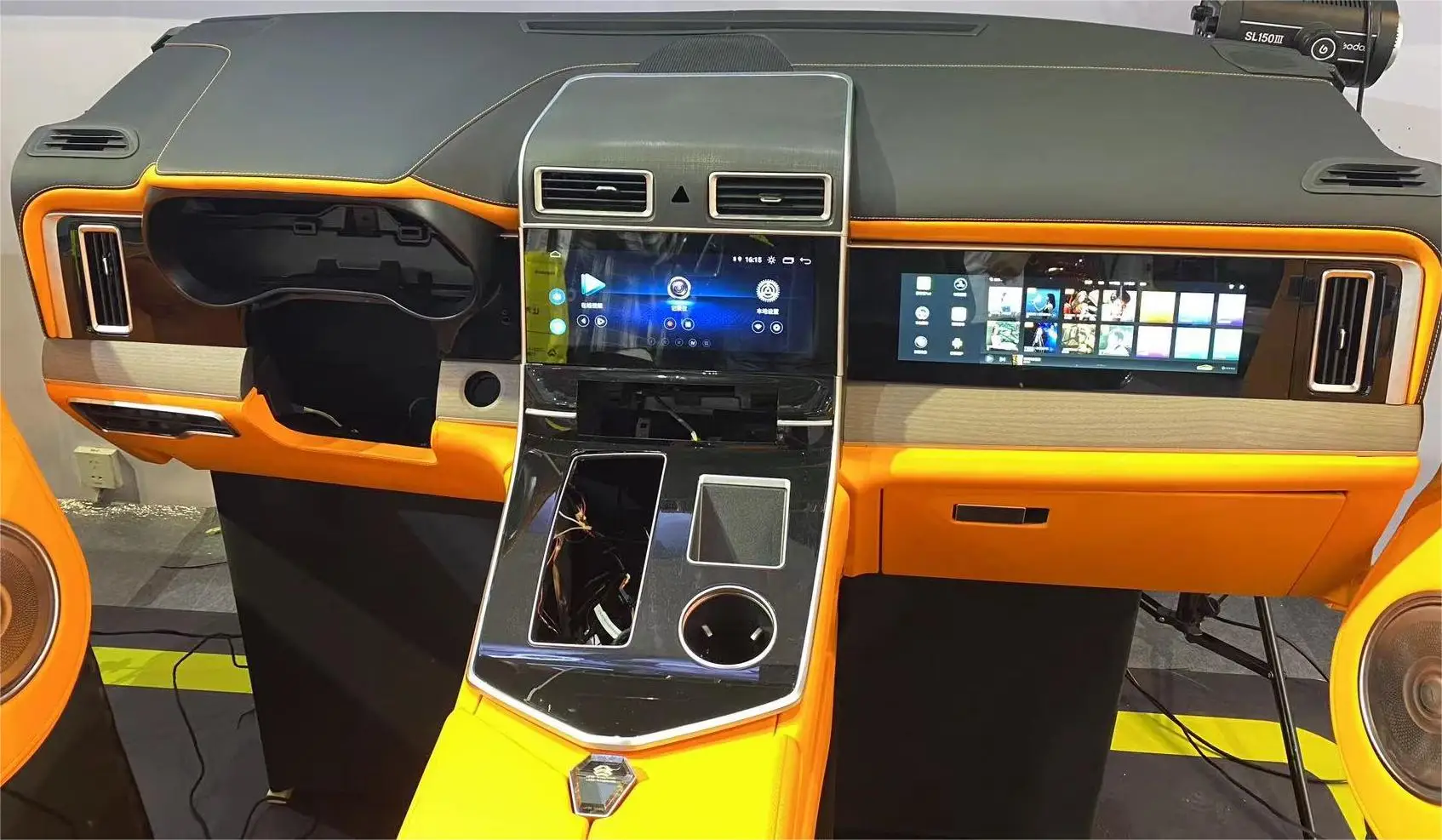 Sienna Interior Upgrade Kit - Luxury Dashboard & LCD Screen
