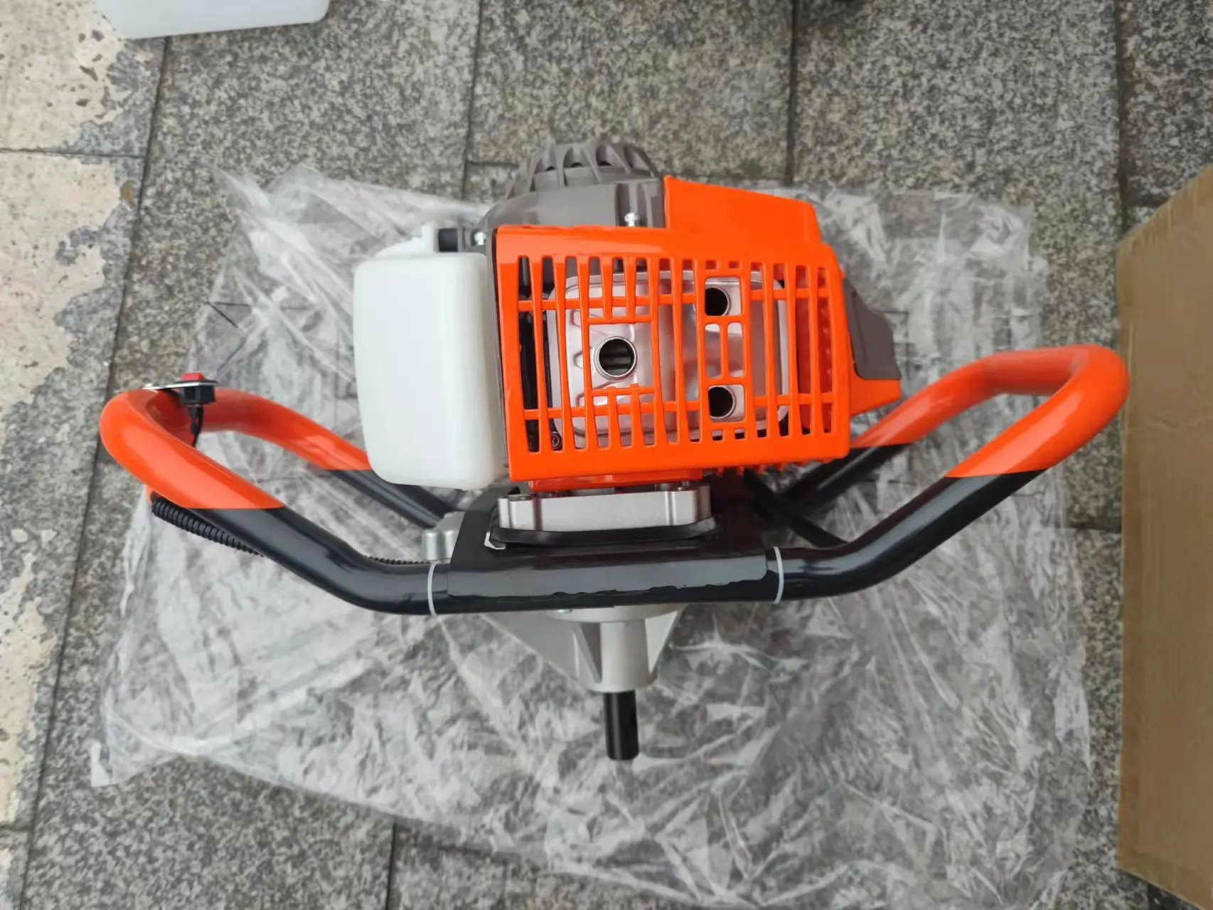 63CC Post Hole Digger With Auger Drill Bits 8" and Extension Rods Heavy Duty Earth Auger Gas ...