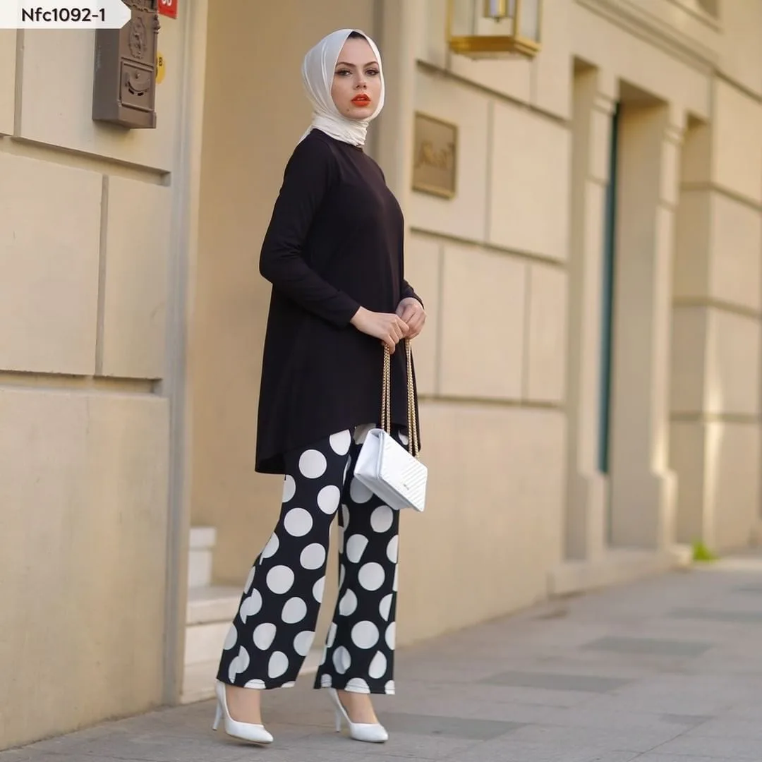 Tunic Muslim Women Blouse - Modest Islamic Clothing