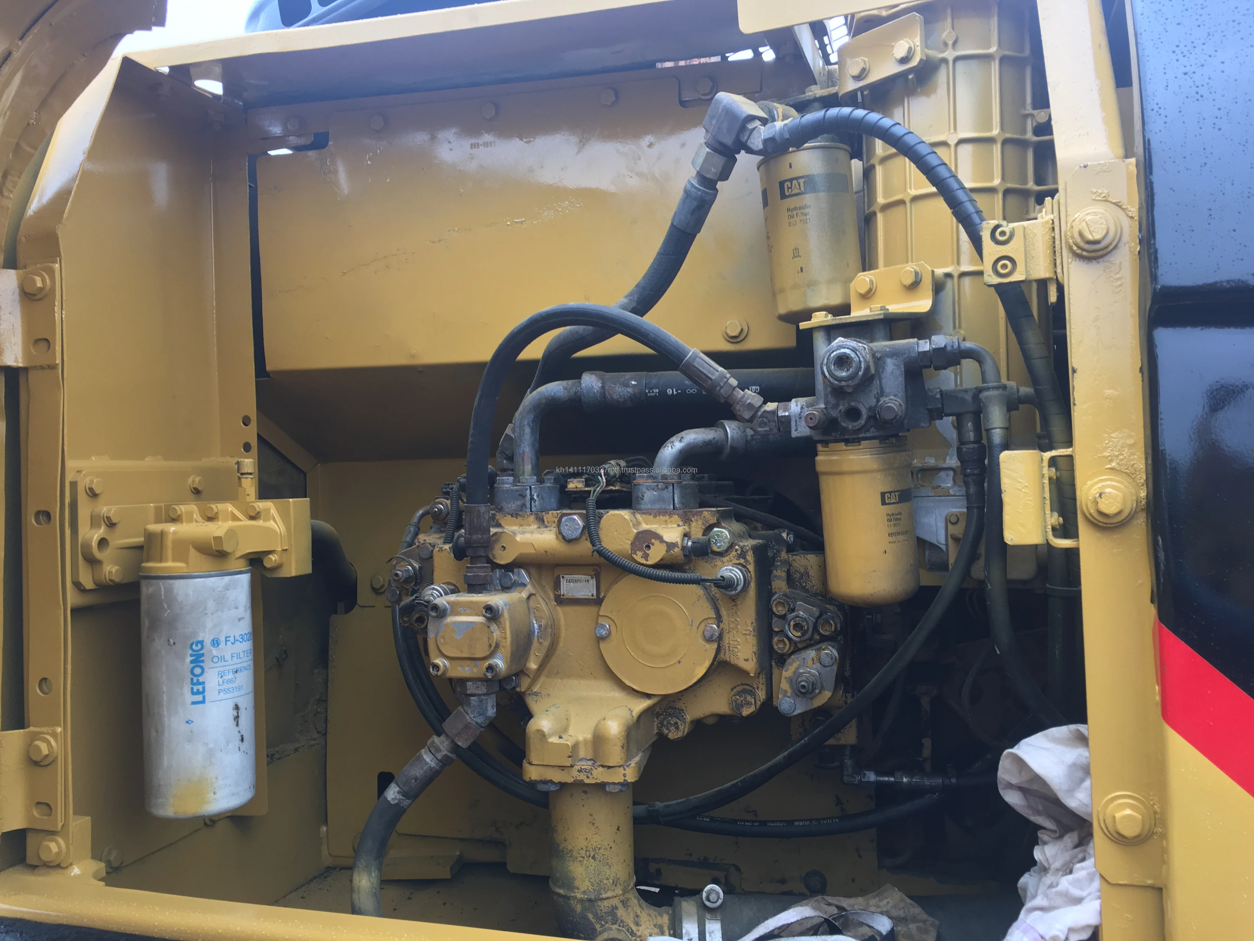 Japan Cheap Used Excavators Machine Cat 320d2 For Sale Caterpillar ...