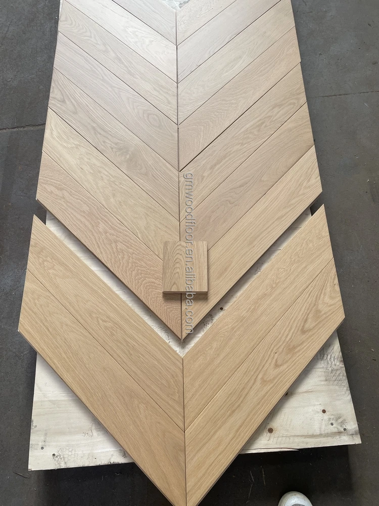 Top Grade Chevron Shape Engineered Flooring - European Oak Parquet Flooring