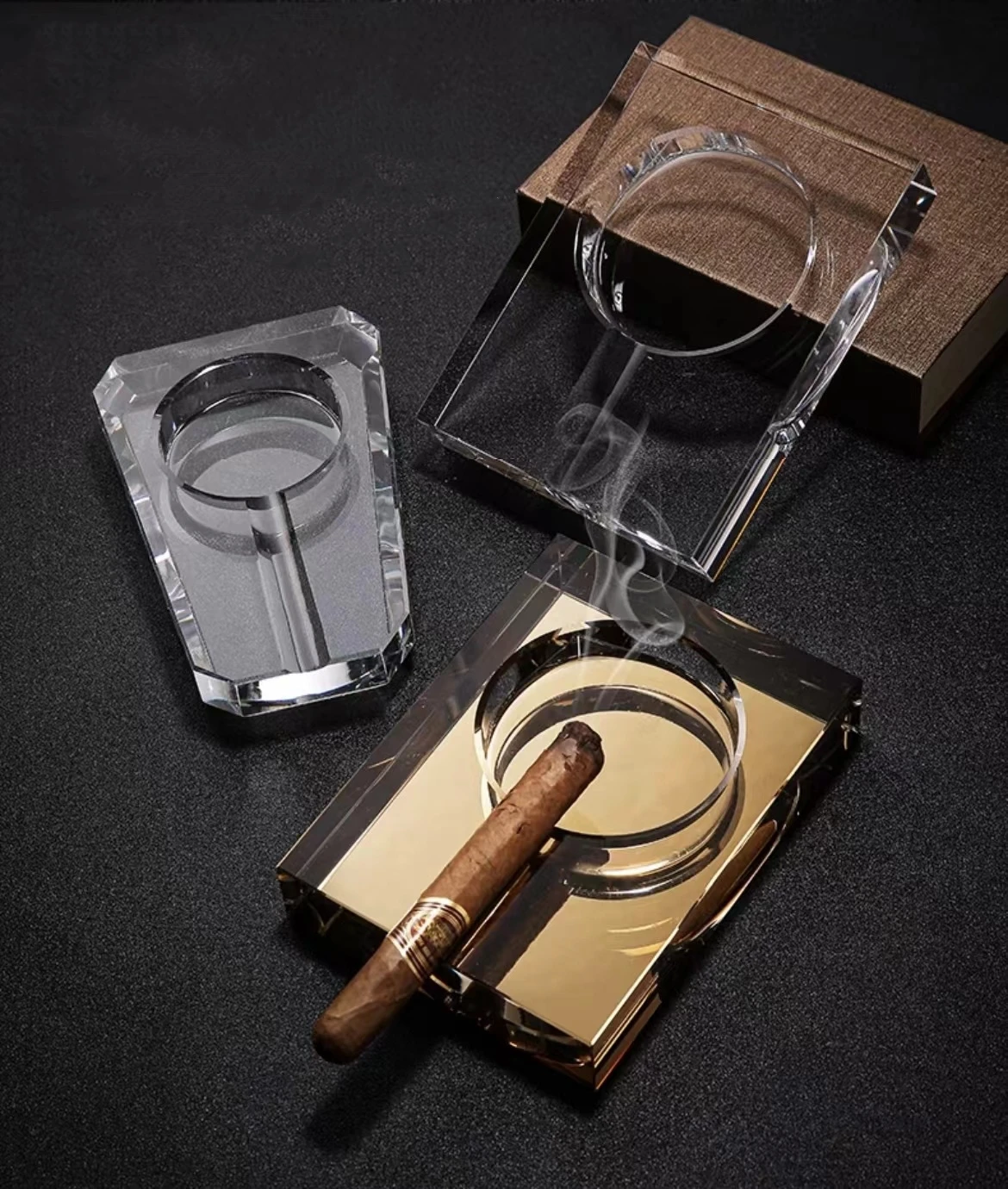 Custom Ashtray Hotel - Black Transparent Crystal Glass