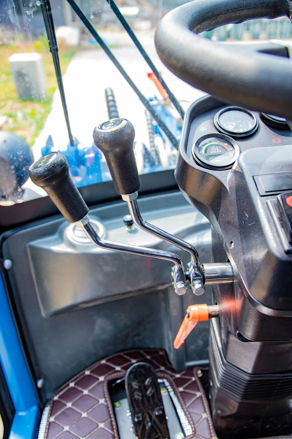 ALT All Terrain Shovel Front End Small Compact Articulated diesel 920 ...