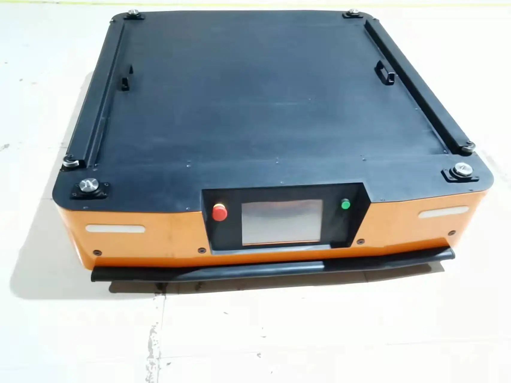 Intelligent QR Code Navigation AGV Robot for Warehouses