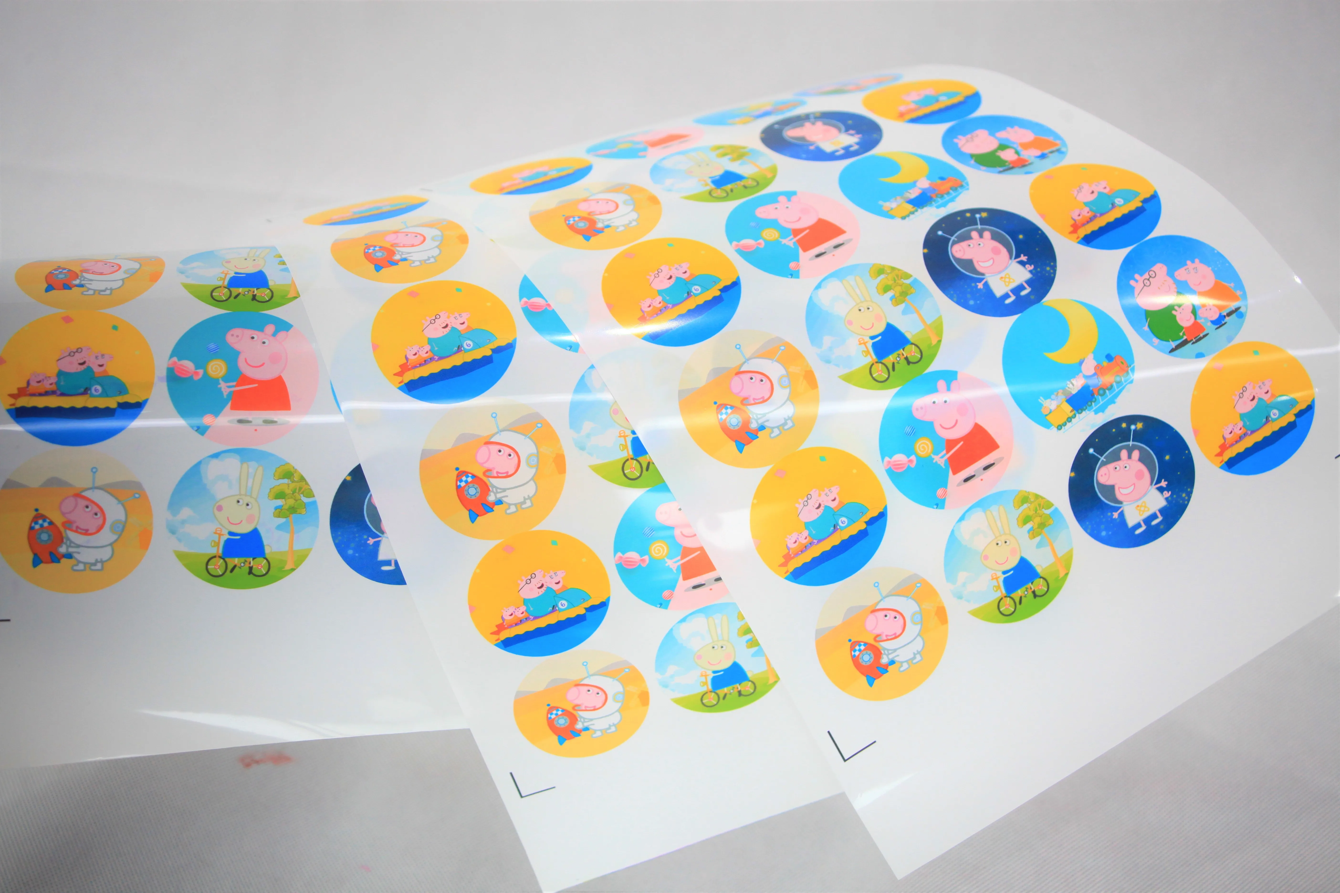 Edible Paper A4 Size - Perfect for Lollipop Decorations
