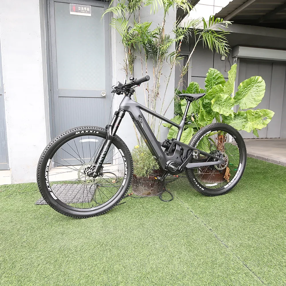 Bafang M820 G532.250.C 36v 250w E-Bike with Carbon Fiber Frame