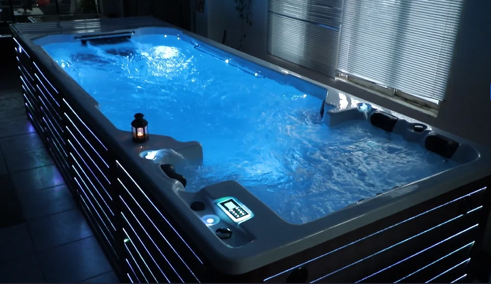 Shipping Container Swimming Pool - 6.6M Spa Tubs for 6