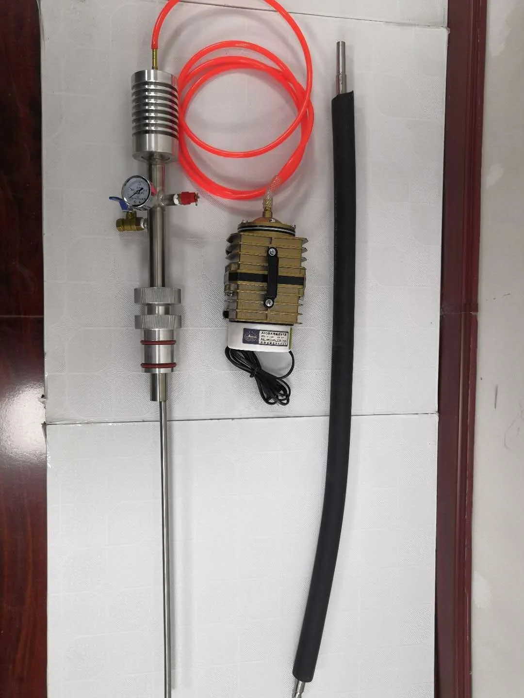 Liquid Nitrogen Container with Electric Pump for Transfer