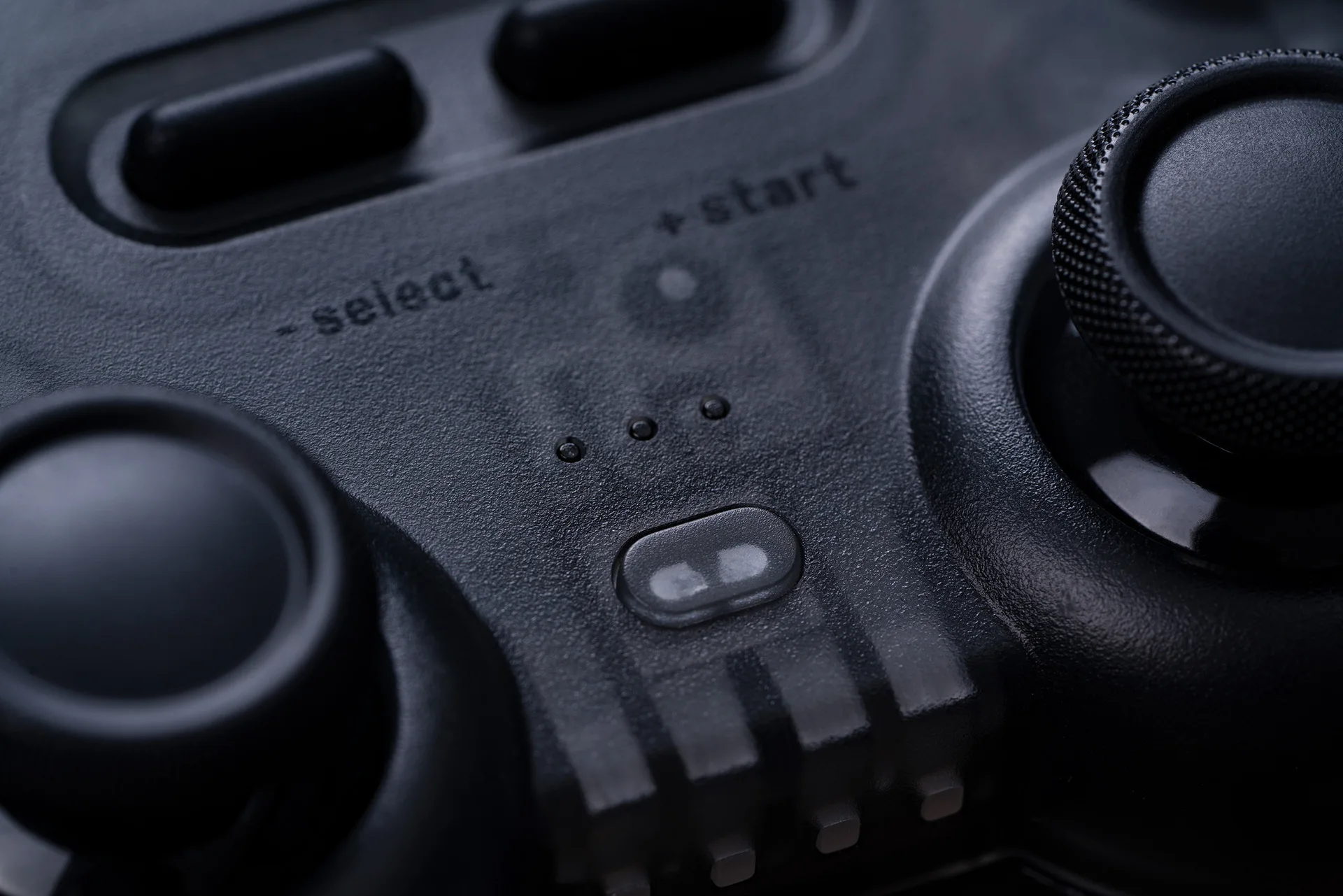 8BitDo Pro2 Game Controller for Nintendo Switch PC TV Android Phone IOS Steam Deck Raspberry Pi ...