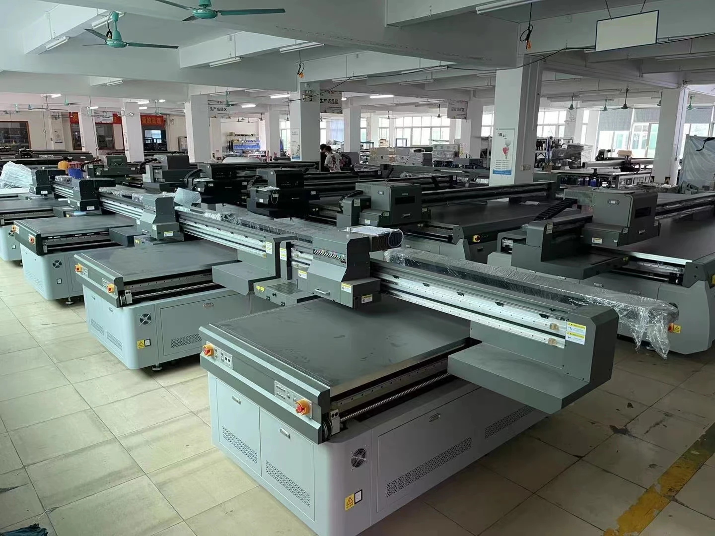 Used Roland Sp300i Printing Machine - Efficient Sticker Printing