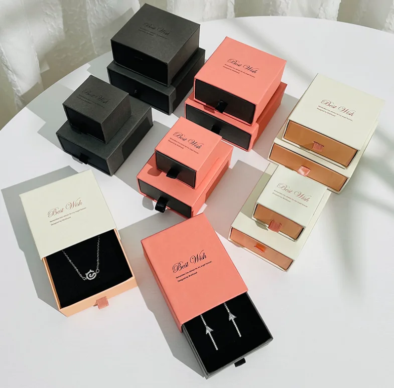 Wholesale Jewelry Packaging - Elegant & Recyclable Solutions
