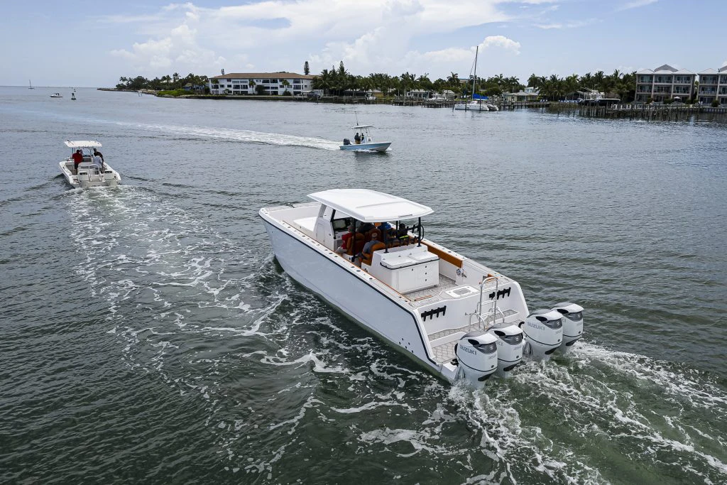 Kinocean Aluminum Luxury Catamaran - Perfect for Drifting