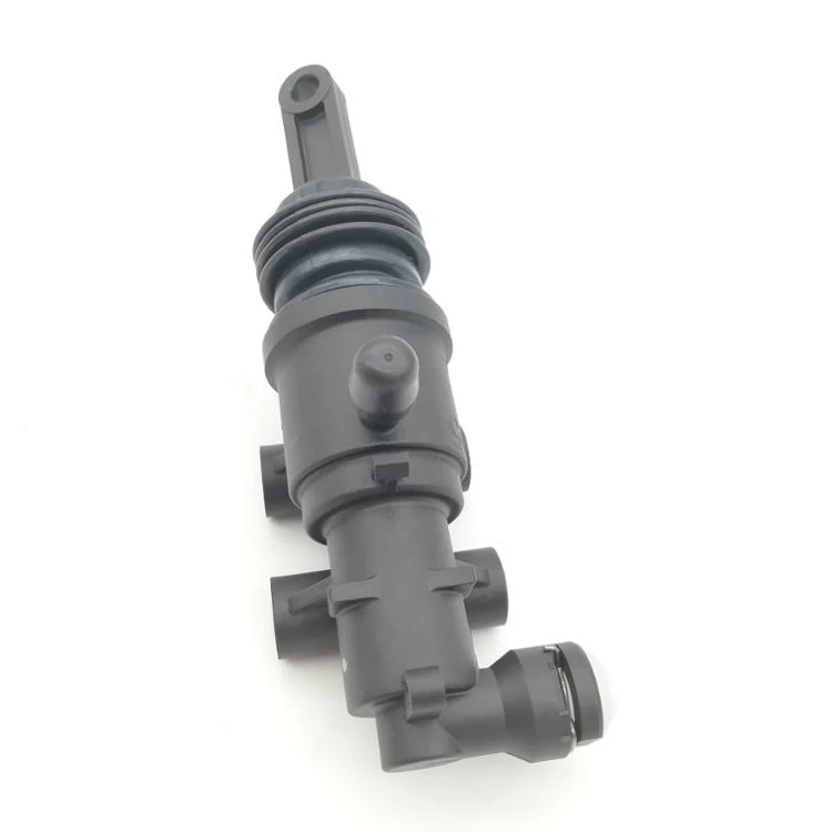 Spare Parts Car Clutch Master Cylinder for Bt50 Ranger TKE