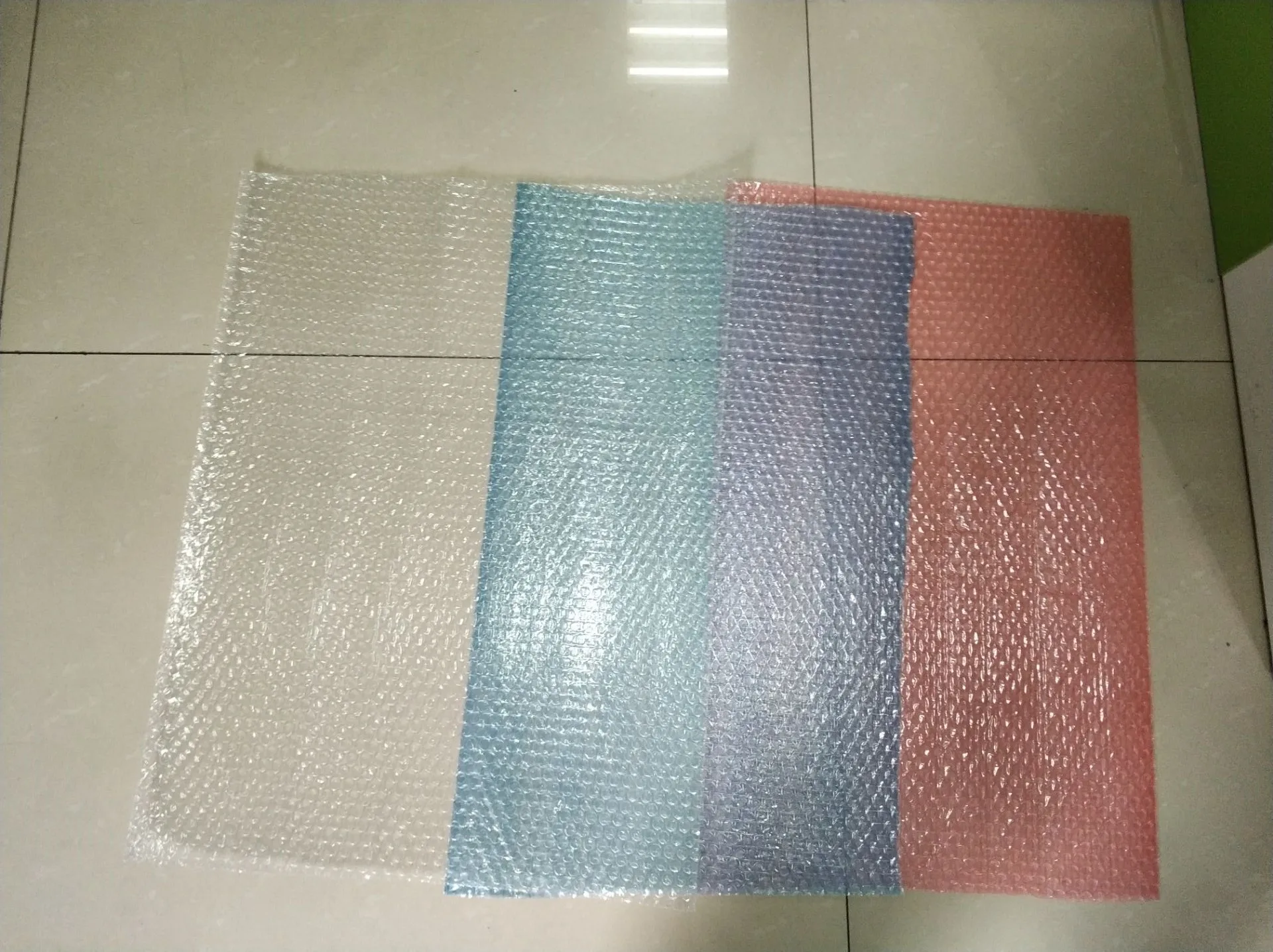 Factory OEM Clear Self Adhesive Bubble Mailing Wrap Bags