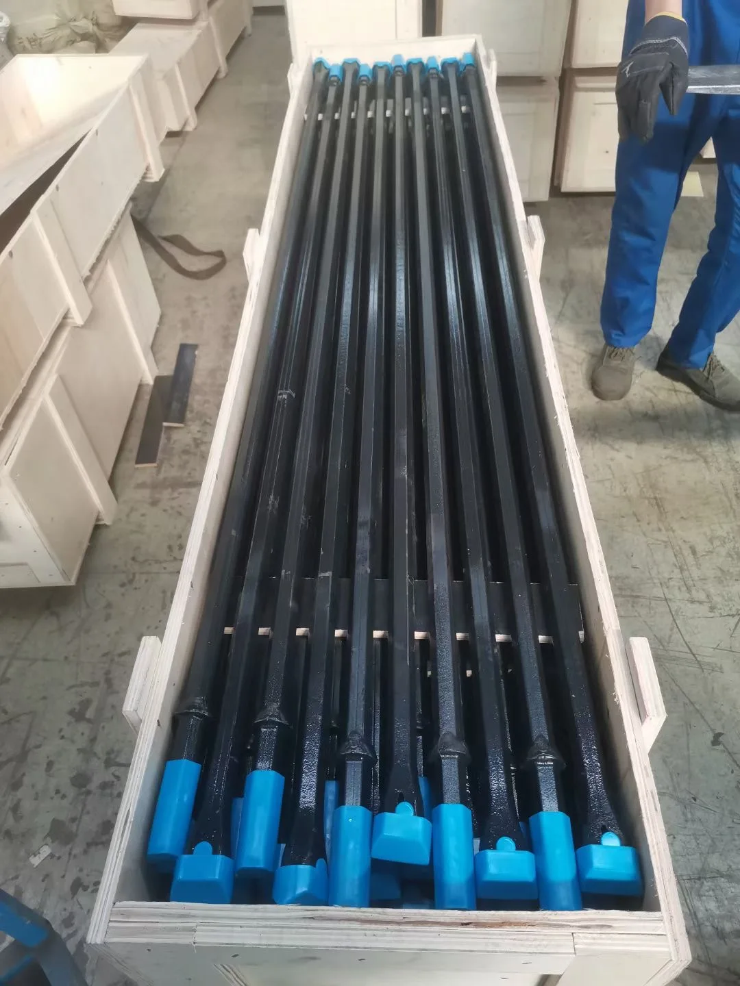 Mining Tapered Drill Pipe Integral Drill Rod With Chisel Type Bits ...