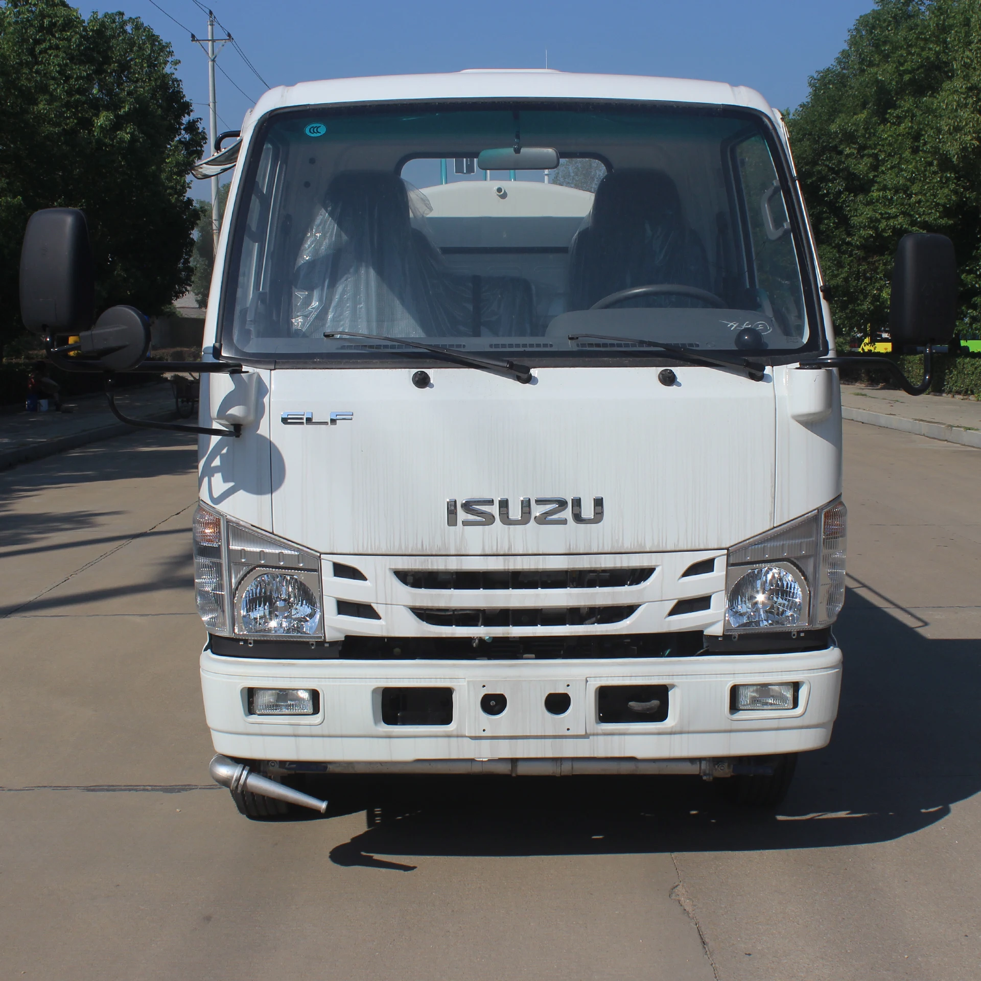 Isuzu Dust Suppression Truck Water Tank Truck Water Spraying Truck 4*2 ...