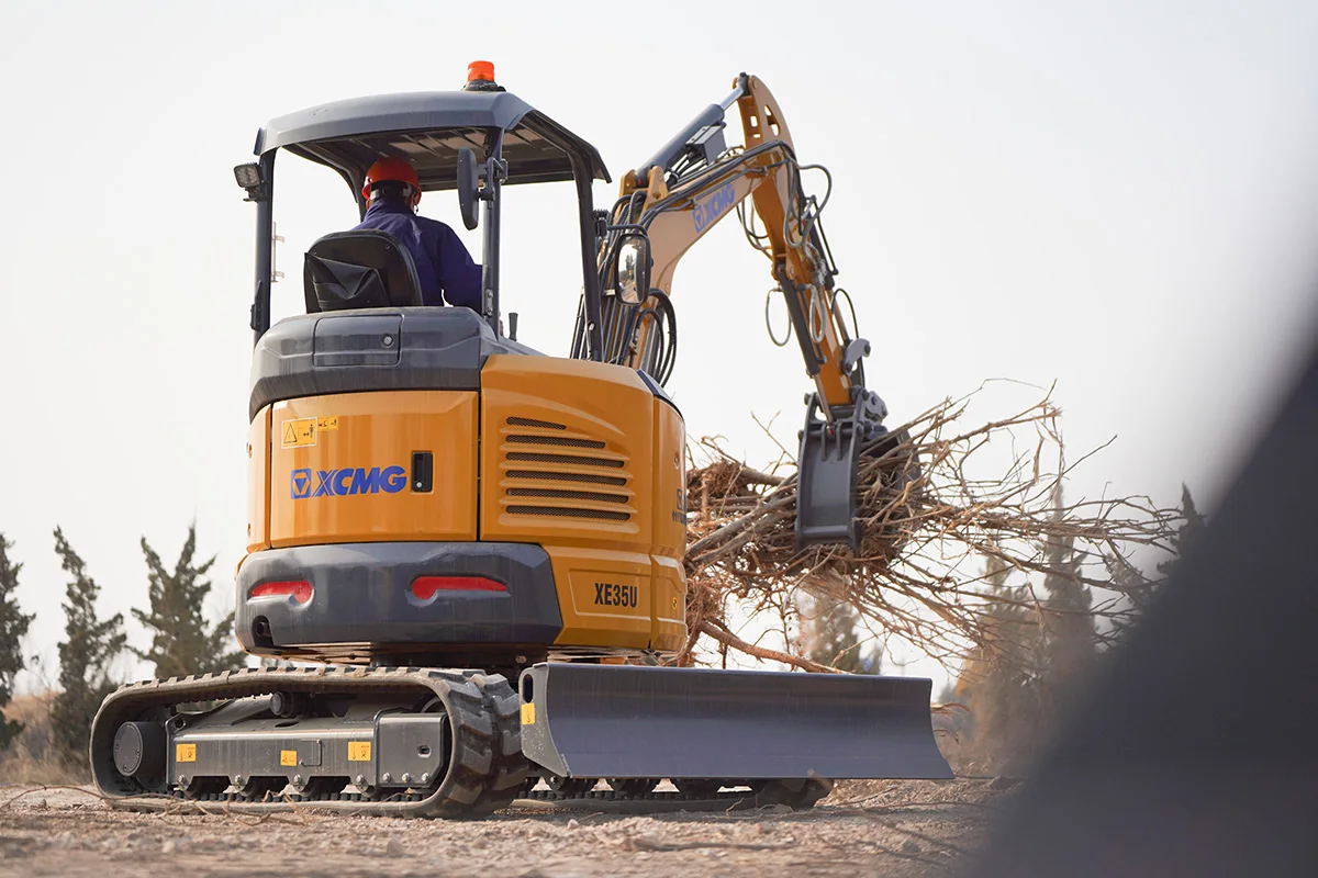 XCMG Mini Excavators - Efficient Earthmoving Solutions
