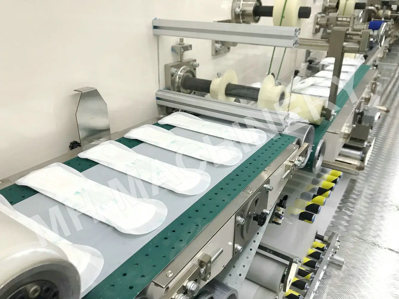 Full Automatic Ultrasonic Sanitary Napkin Production Equipment ...