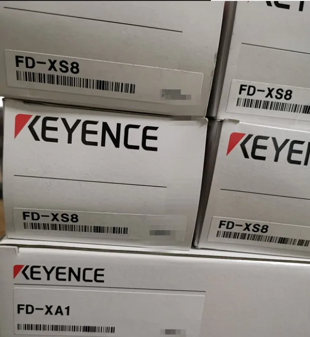 KEYENCE Clamp-on Micro Flow Sensor - Precision & Reliability