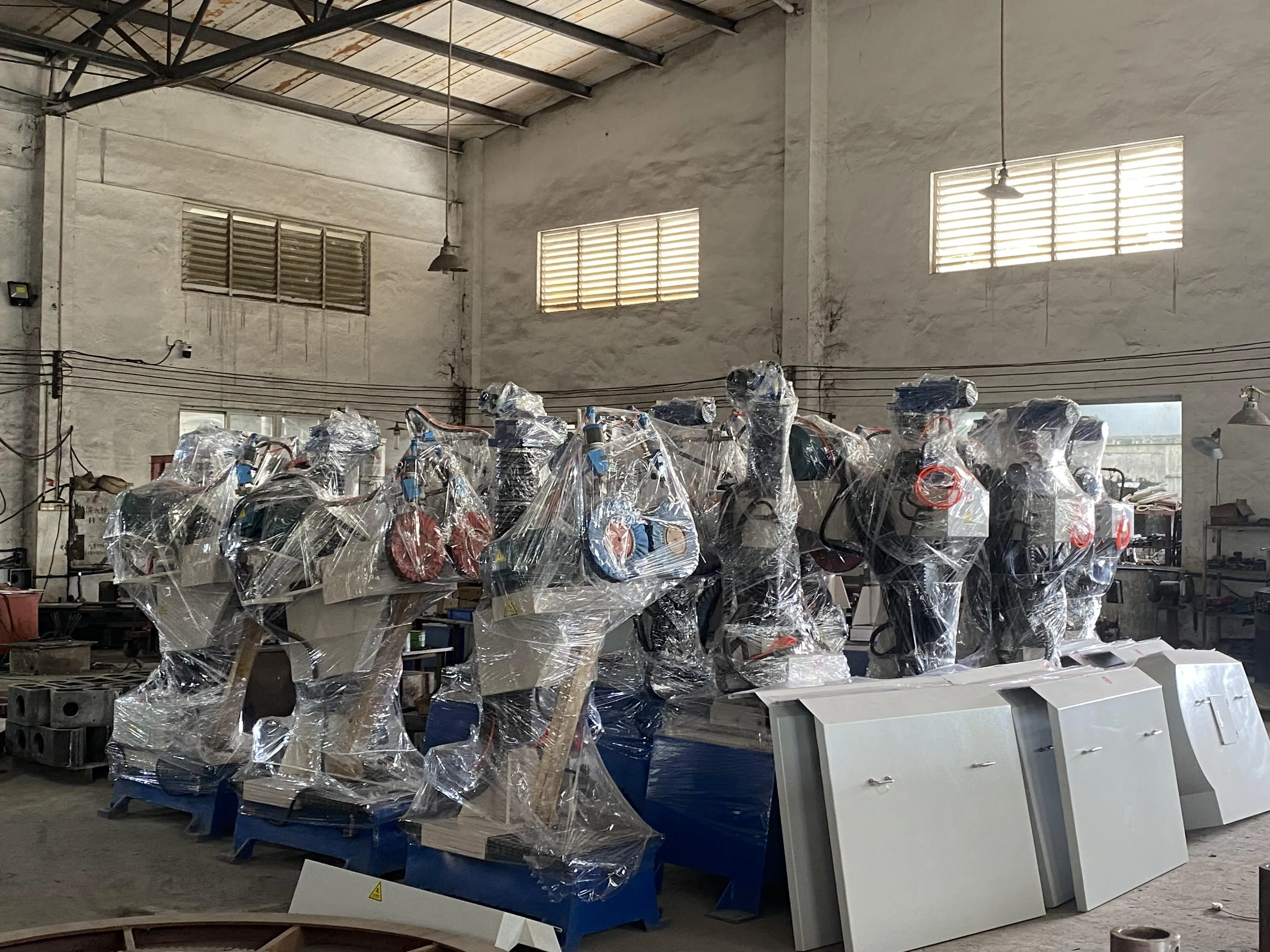 Automatic Industrial Robot System Robotic Polishing Machine Sanding And ...