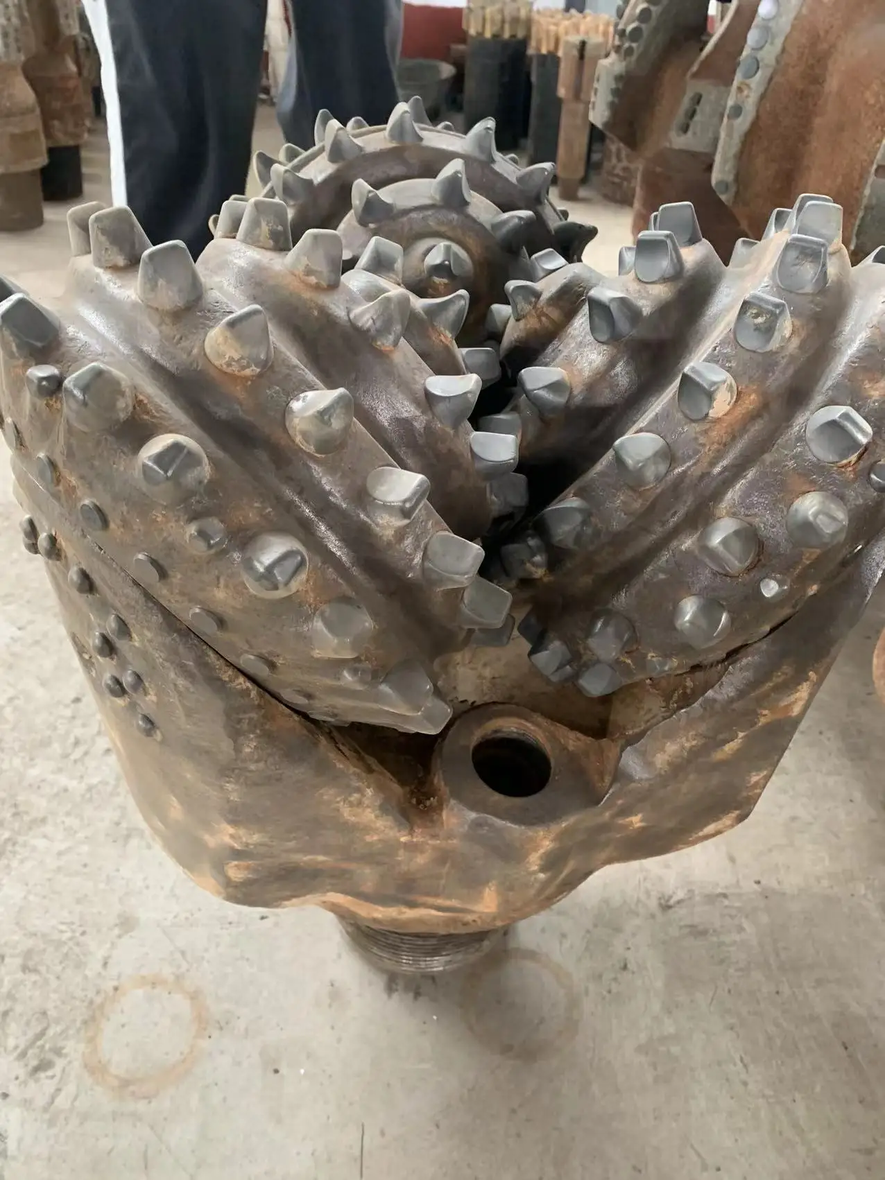 17.5" USED TRICONE BIT SCRAP FROM CHINA - Wear Resistant