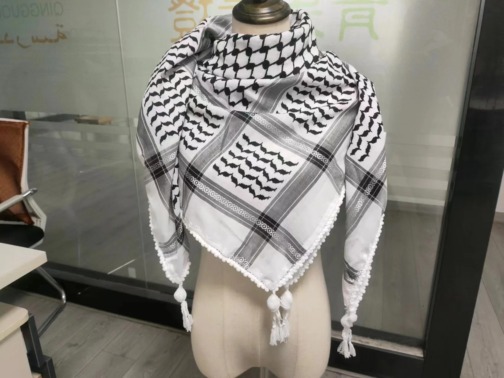 Original Cotton Kuffiyeh Palestine Keffiyeh and Handcrafted Shemagh ...